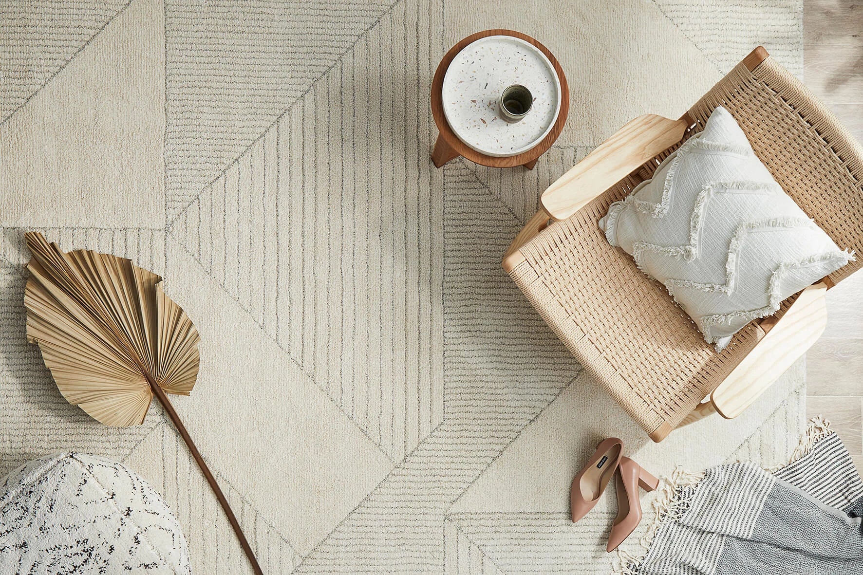 Discover the Elegance of Neutral Rugs: Styles and Maintenance – Simple ...