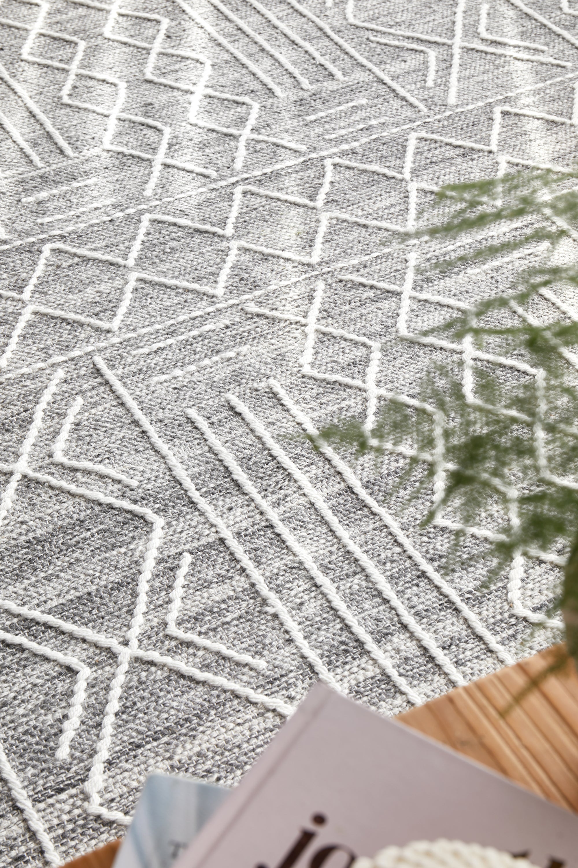 Arya Grey Stitch Woven Wool Rug - Simple Style Co