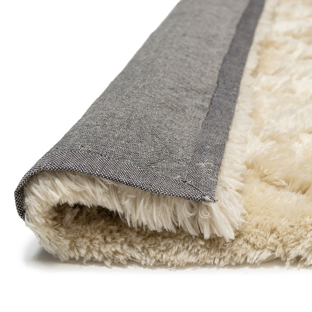 Loopsie - Kitz Beige Cream Diamond Shag Rug | Simple Style Co