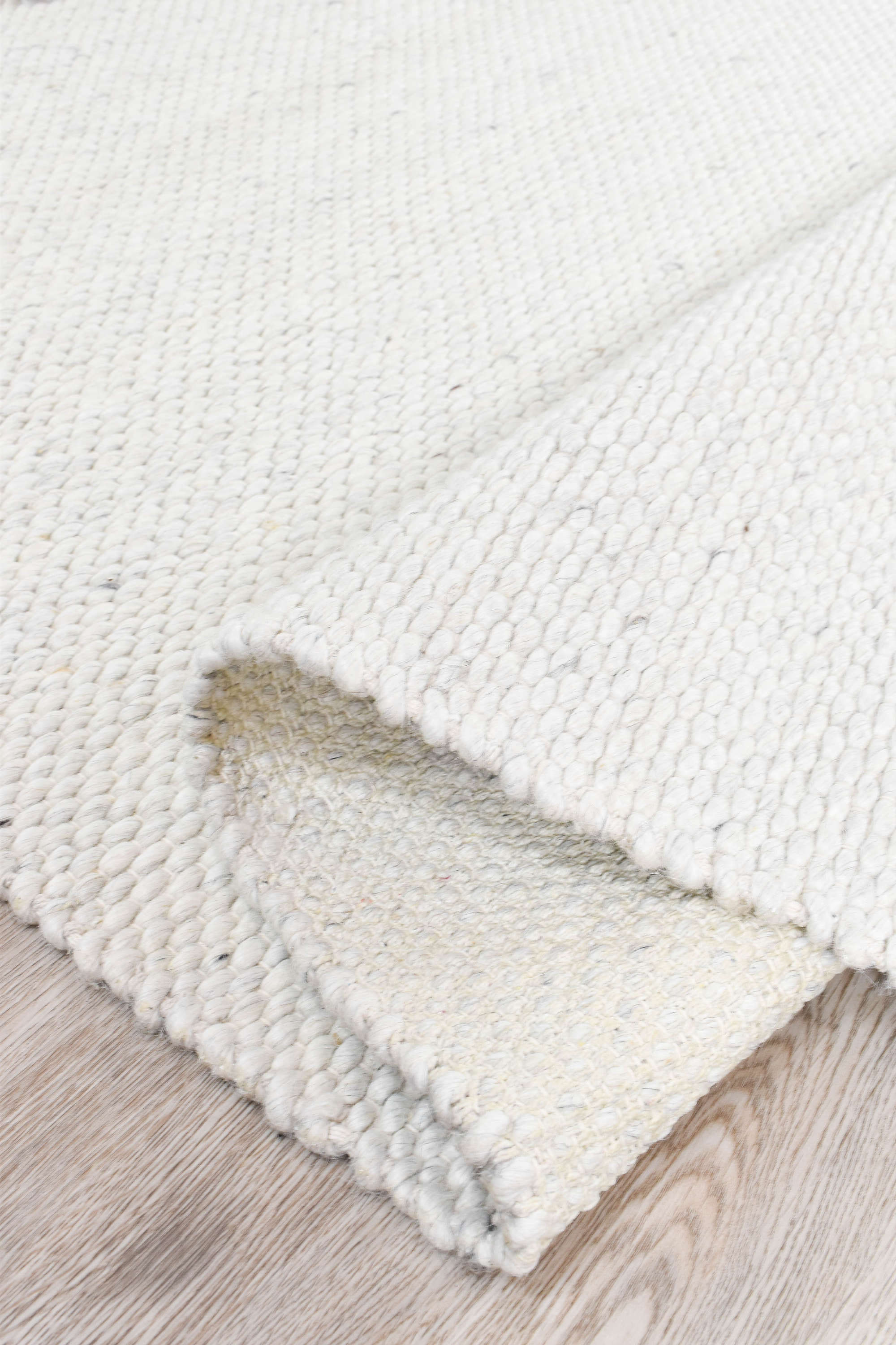 Everly Cream Wool Rug | Simple Style Co