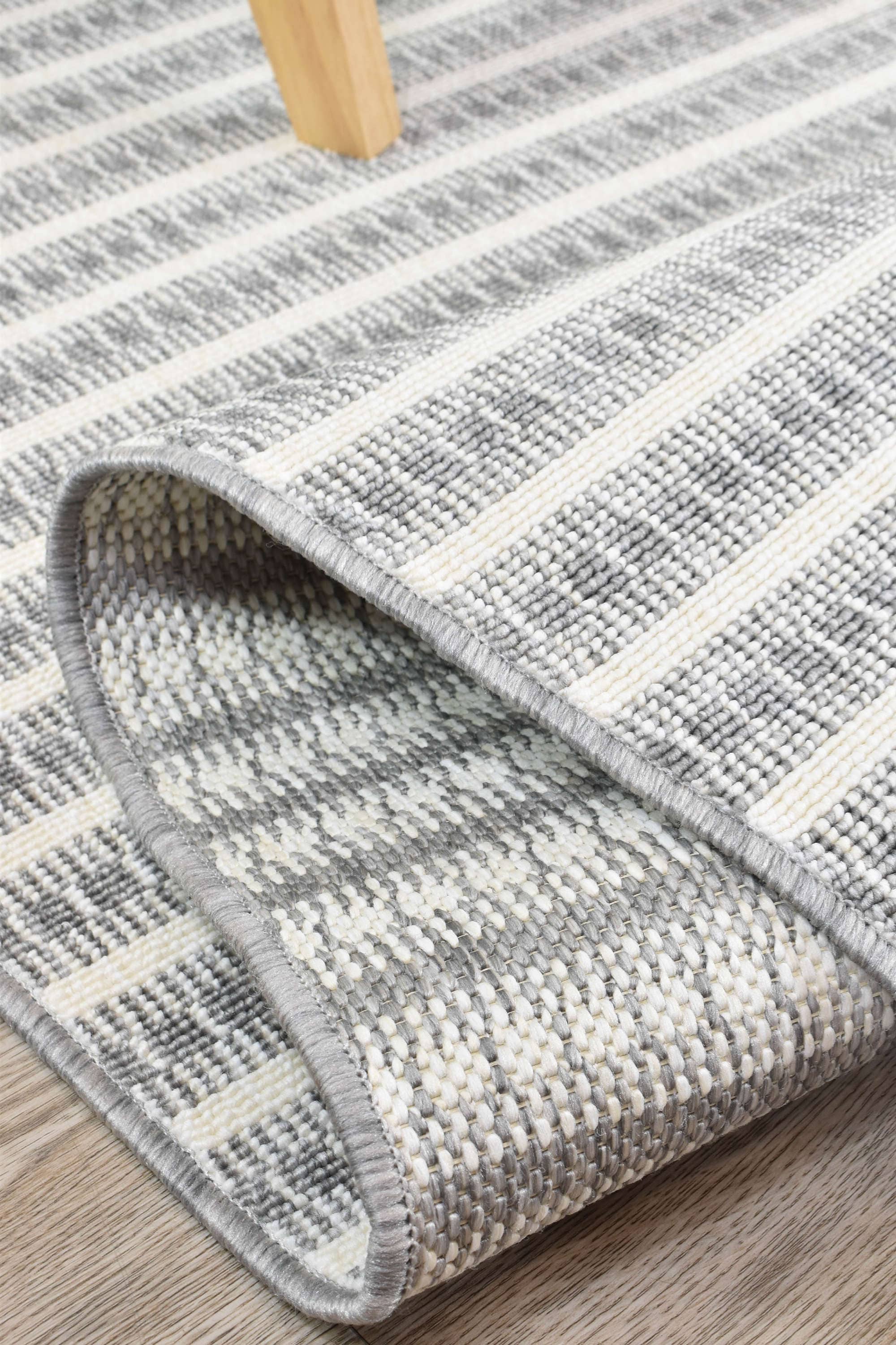 Petaluma Grey Outdoor Rug | Simple Style Co