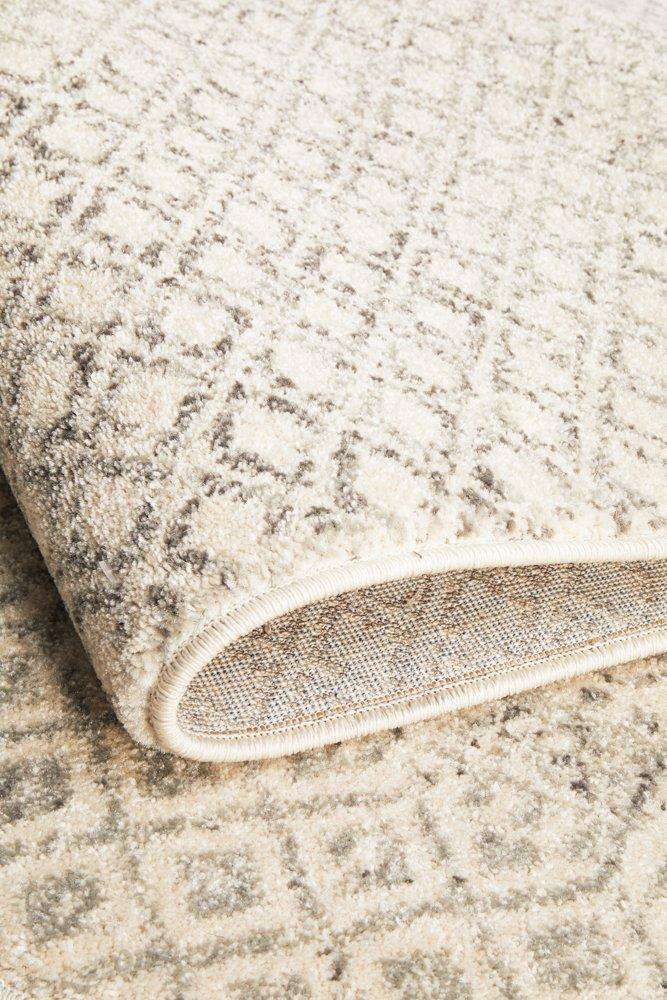 Rug Culture Evoke 265 Grey & Ivory Distressed Diamond Rug