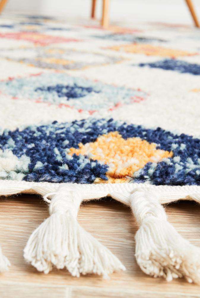 Zina Moroccan Tassel Rug - Simple Style Co